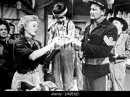 TROOPER HOOK, Barbara Stanwyck, Joel McCrea, 1957 Stock Photo - Alamy