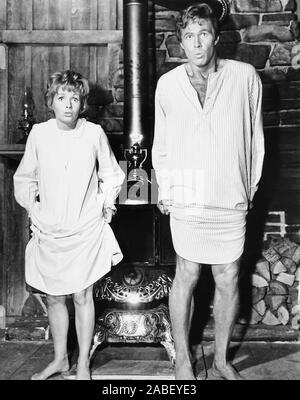 THE UNSINKABLE MOLLY BROWN (1964) DEBBIE REYNOLDS UMB 015 Stock Photo - Alamy