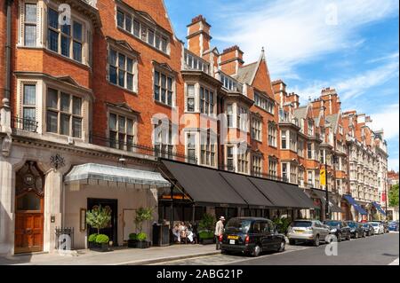 Mount Street, Mayfair, London, England, U.K Stock Photo - Alamy