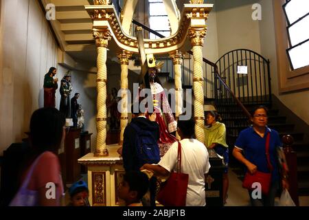 Statue of the Virgin Mary inside the Manila Cathedral Stock Photo - Alamy