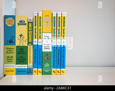 Dewey Duck, Scrooge Mcduck, Huey Duck, Webby Vanderquack, Louie Duck ...