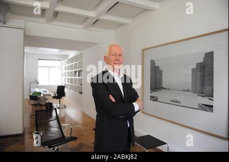 The architect and architecture professor Gunter Henn in the building of ...