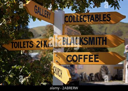 A collection of New Zealand road signs - Temporary directions for Stock ...