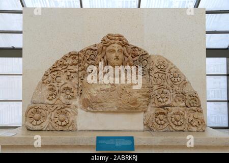 Amman Jordan Archaeological Museum Nabataean Glass Stock Photo - Alamy