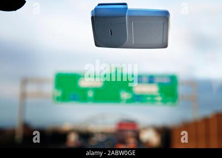electronic tag, Kapsch,Electronic Toll System (ETC Stock Photo - Alamy