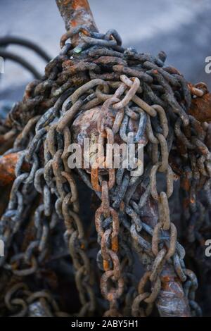 Rusty old chains of a boat Stock Photo - Alamy