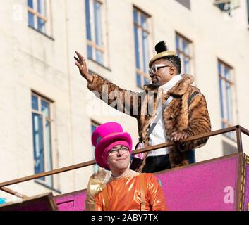 Billy Porter at the 93rd Annual Macy's Thanksgiving Day Parade on ...