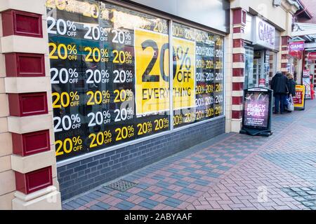 black Friday high street shop discount store sale sales shopper ...