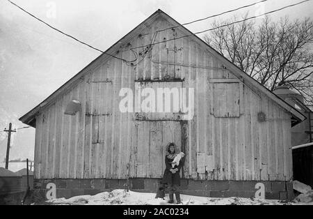 1980s, historical, traditional farm hay barn, Mid-West America. Known ...