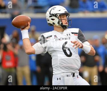 Cincinnati quarterback Ben Bryant in action during an NCAA college ...