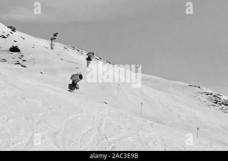 Snow machines for wintersport skiing paradies in Davos-City on ...