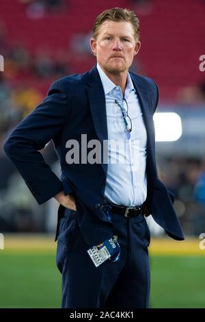 Los Angeles Rams general manager Les Snead, right, listens as head ...