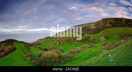 Niton, UK - November 29, 2019: Sunrise over St Catherine's Light House ...