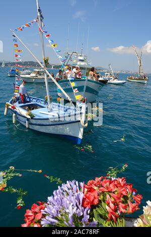 Blessing of St. Peter of Fishermen in Toulon 32 Stock Photo - Alamy