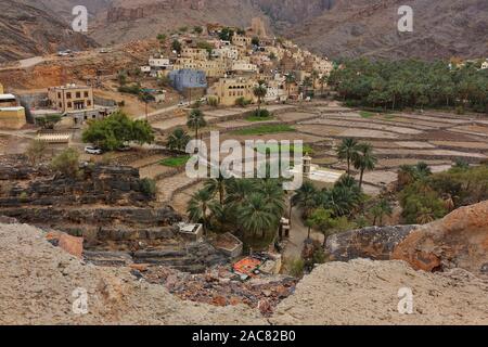 village of Bald Sayt in the mountains of Oman Stock Photo - Alamy