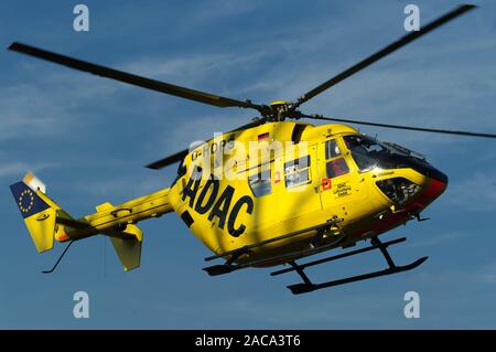 Starting ADAC Helicopter, Ambulance Helicopter, yellow Helicopter ...