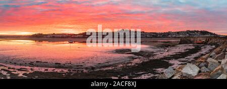 Dusk over the River Torridge in Bideford, Devon,UK, as the moon ...