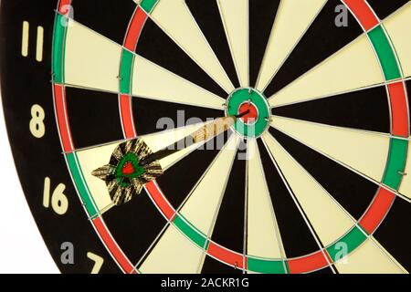 Arrow game with throwing arrow Stock Photo - Alamy
