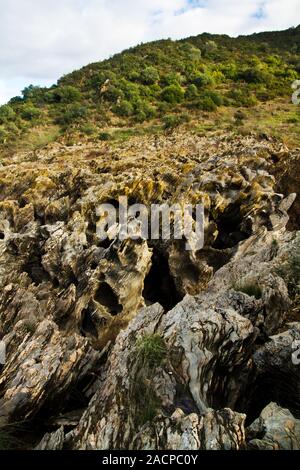 sharp edge rocks Stock Photo - Alamy