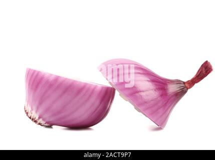 Splitted violet onion Stock Photo - Alamy