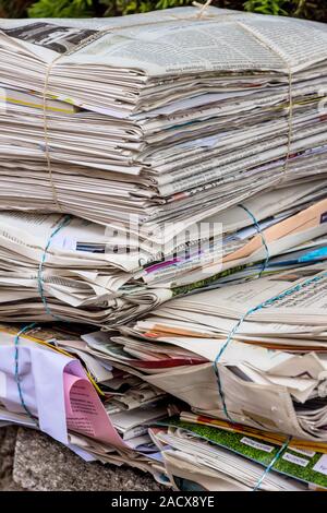 Stack of waste paper. Old Newspapers Stock Photo - Alamy