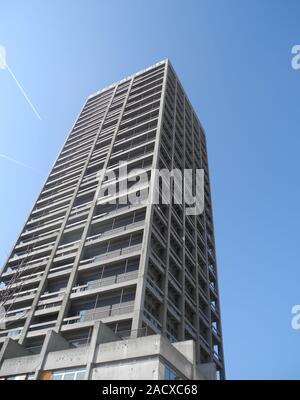 AFE Tower in Frankfurt Stock Photo - Alamy