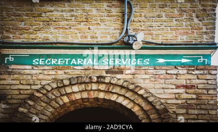Street Sign SECRETARIAL SERVICES Stock Photo - Alamy