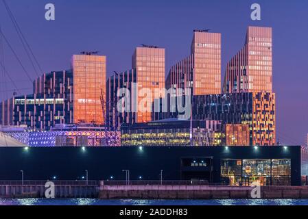 Upper Riverside, Greenwich Peninsula Stock Photo - Alamy