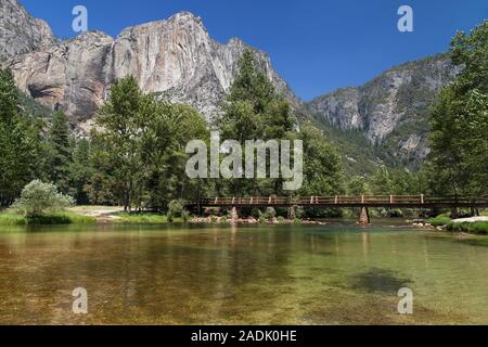 Bridge over Merced River, Yosemite national park, California, United ...