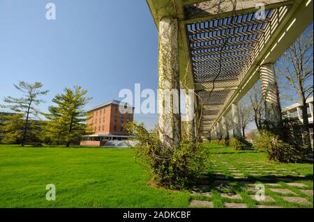 Cummins Inc. Headquarters, Columbus. Indiana. Architect Kevin Roche ...