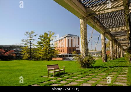 Cummins Inc. Headquarters, Columbus. Indiana. Architect Kevin Roche ...
