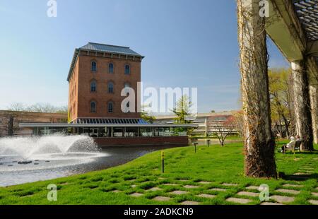 Cummins headquarters in Columbus Indiana Stock Photo - Alamy