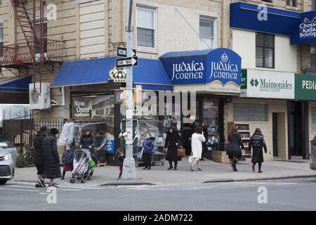 Orthodox Jewish Community in Borough Park, Brooklyn, New York Stock ...