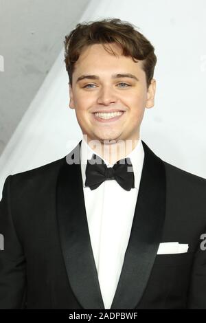 Dean-Charles Chapman, 1917 World Premiere, Leicester Square, London, UK ...