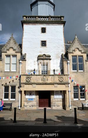 Town of Dingwall, Scotland. The Dingwall Town House clock tower with ...