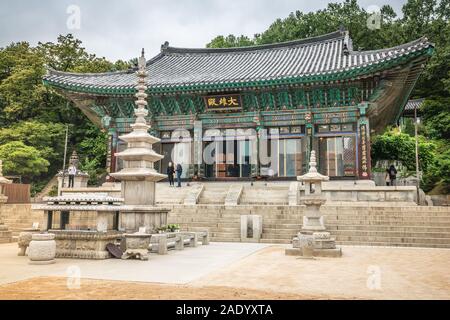 Bongeun temple in Gangnam Seoul South Korea Stock Photo - Alamy