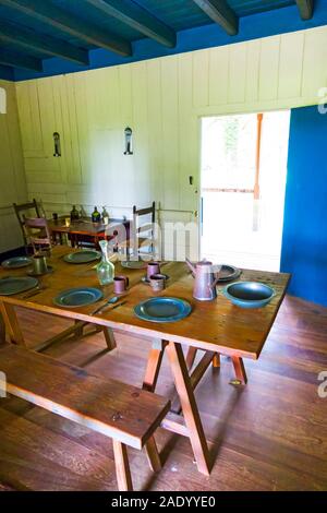 Mississippi, Natchez Trace Parkway, Mount Locust histiric inn built ...