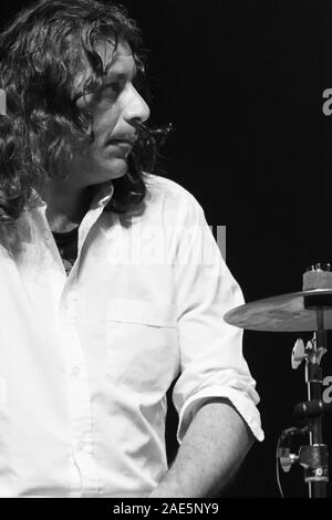 Labess in concert . slim mesbah Nadjim Bouizzoul ,yvan djaouti Stock Photo - Alamy