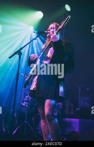 brooke bentham live at Manchester academy november 2019 Stock Photo - Alamy