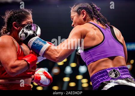 Brooklyn, New York, USA. 7th Apr, 2017. ALEX LIFESON and GEDDY LEE of ...