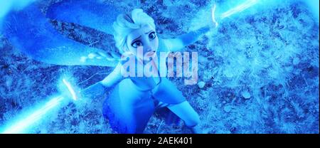 FROZEN II, (aka FROZEN 2), Elsa (voice: Idina Menzel), 2019. © Walt ...