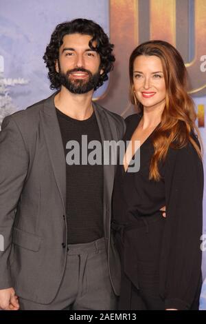 Justin Baldoni and Emily Baldoni at the world premiere of "Jumanji: The ...