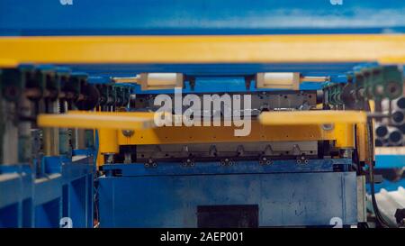 The industrial device for sheet metal bending by high precision machine ...