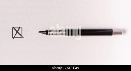 simple minimalism concept of the pen and the checkbox on the color ...