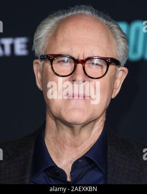 John Lithgow arrives at the world premiere of "The Accountant" at the ...