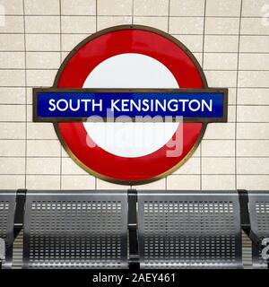South Kensington Tube Station platform sign Stock Photo - Alamy