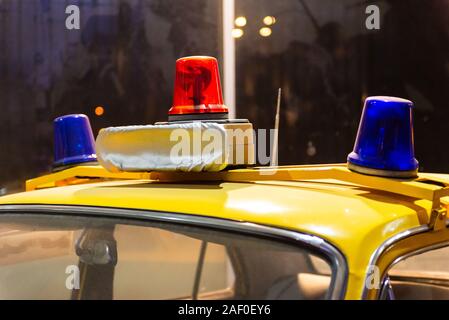 Old police siren and red lights from 1950's and 60's Stock Photo - Alamy