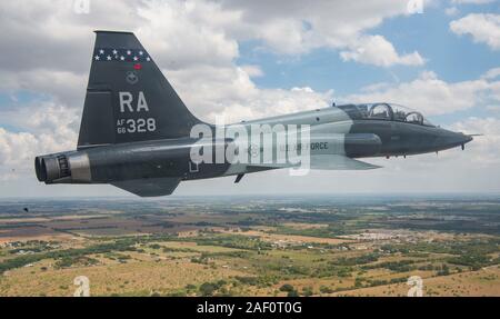 Pilots assigned to the 560th Flying Training Squadron soar over San ...