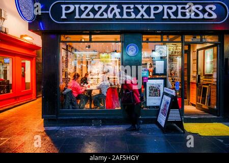 Pizza Express restaurant, London, England Stock Photo - Alamy