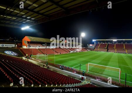 11th December 2019, Oakwell, Barnsley, England; Sky Bet Championship ...